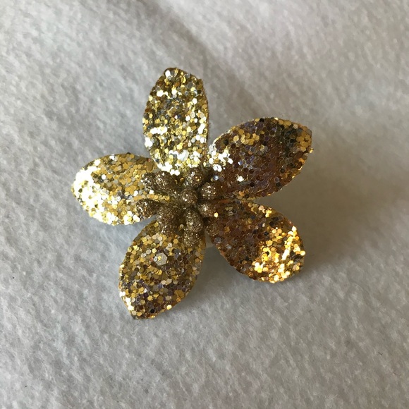 Accessories | 312 Gold Silver Glitter Flower Hairclip | Poshmark